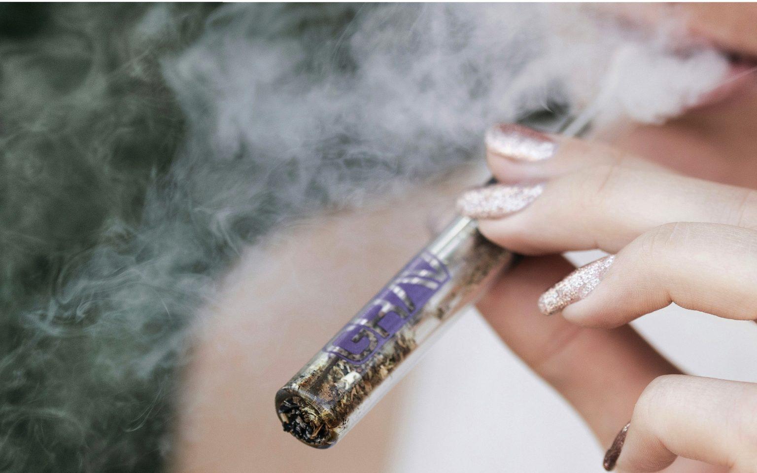 Types Of Marijuana Pipes | Sanctuary Wellness Institute